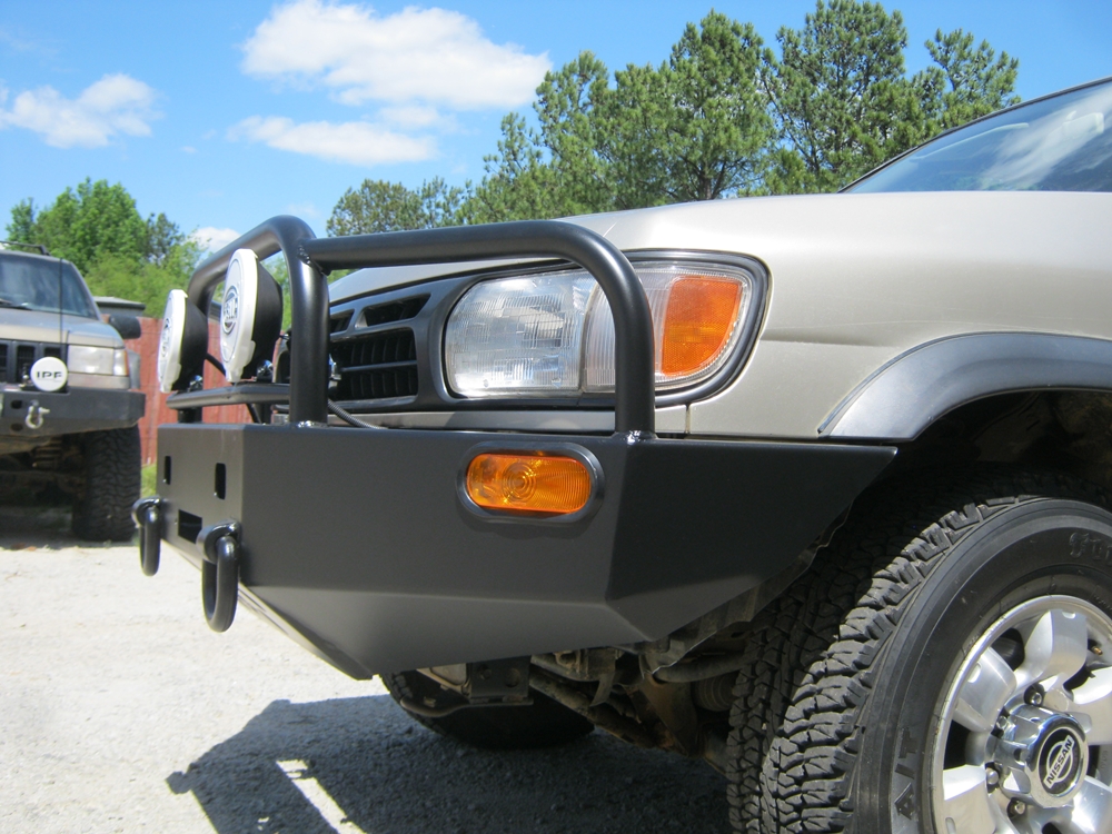 Nissan Pathfinder (96-99.5) Front Bumper: Hammerhead Fab